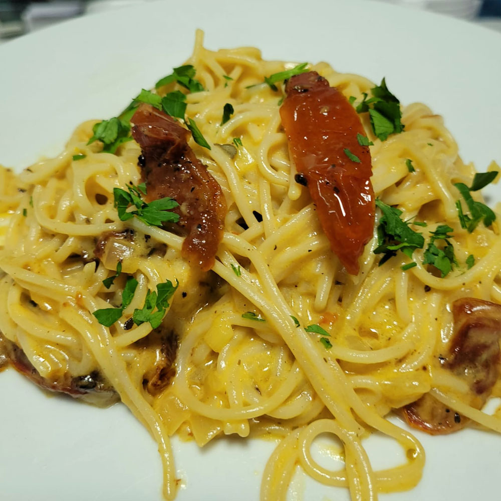 Pasta en salsa Aurora (pollo) – Angelicas Restaurant – Calle 72